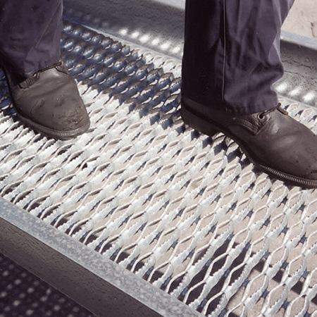 gripstrut-walkway - Metals, Inc.